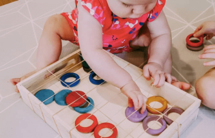 42 Rubber Band Games For Kids - Kid Activities