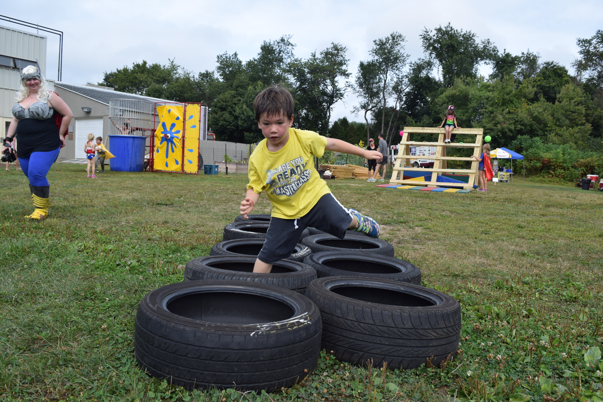 30 Obstacle Course Ideas for Kids