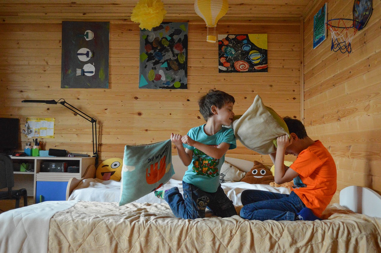 20 Pillow Games for Kids